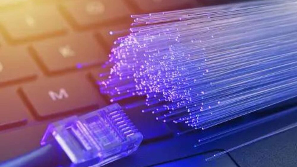 Exploring the World of Dedicated Fiber Internet | ISPTek